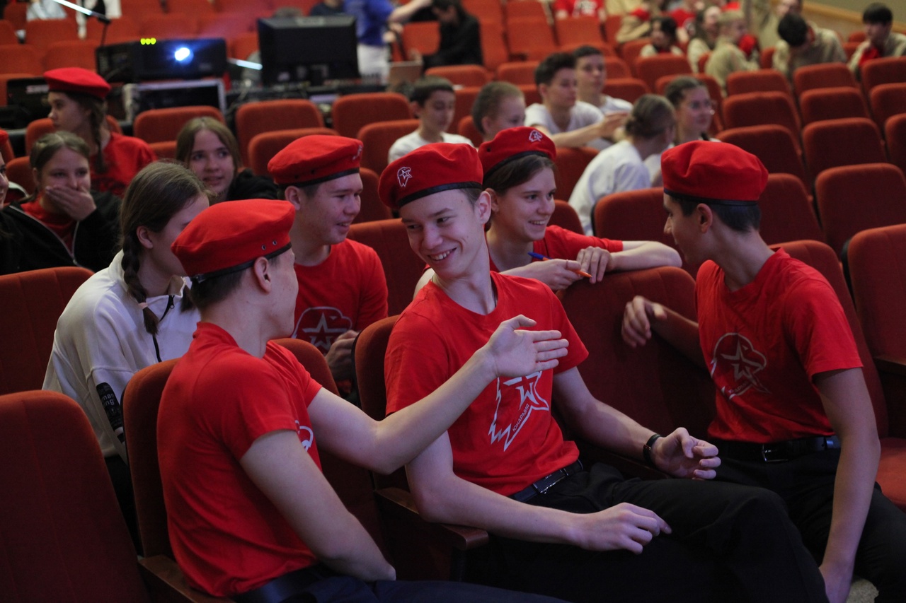 Ульяновские юнармейцы сразились в «Что? Где? Когда? и «Брэйн-ринг» на ...